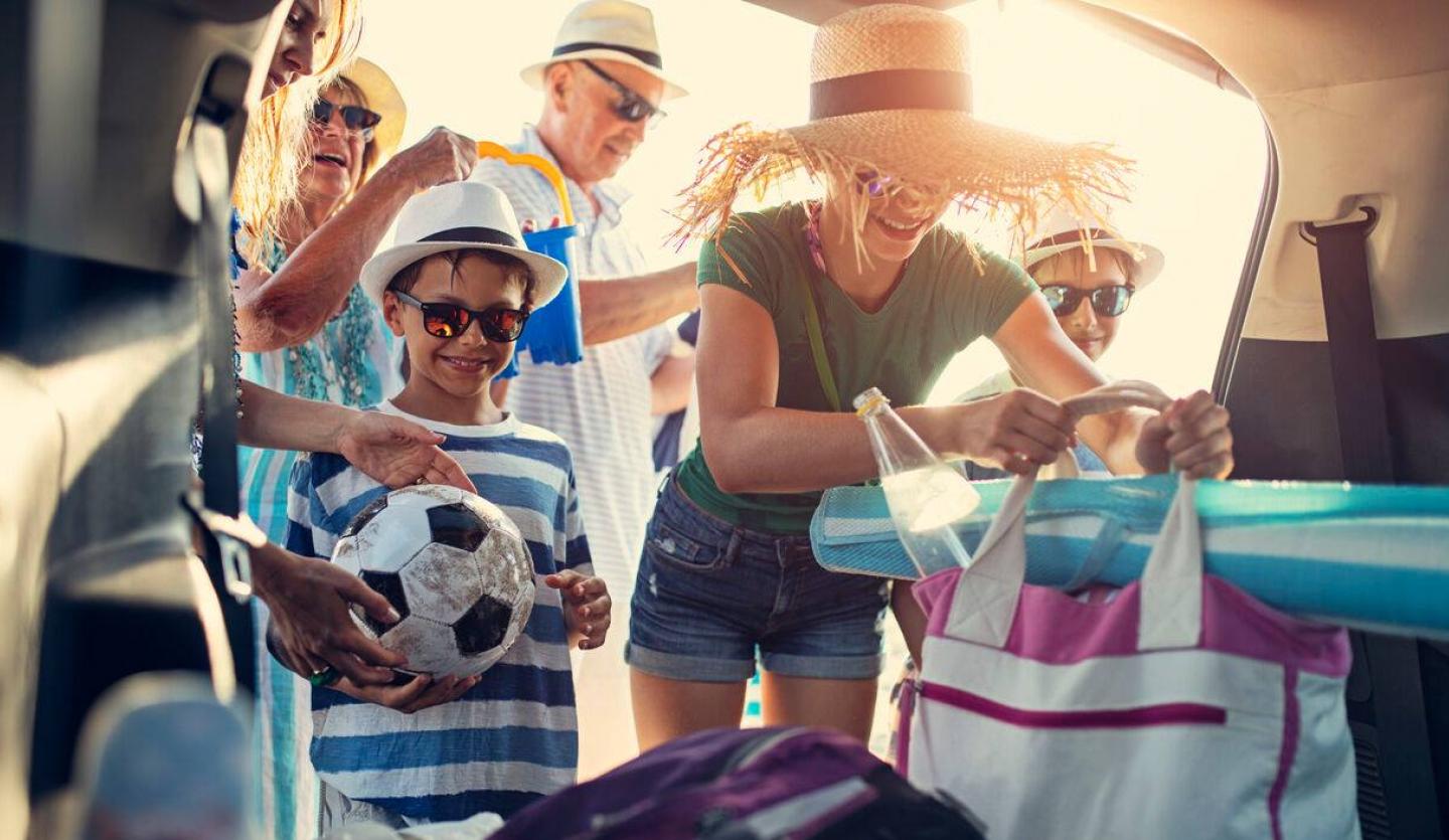 How to Enjoy a Healthy Beach Day | Catholic Health
